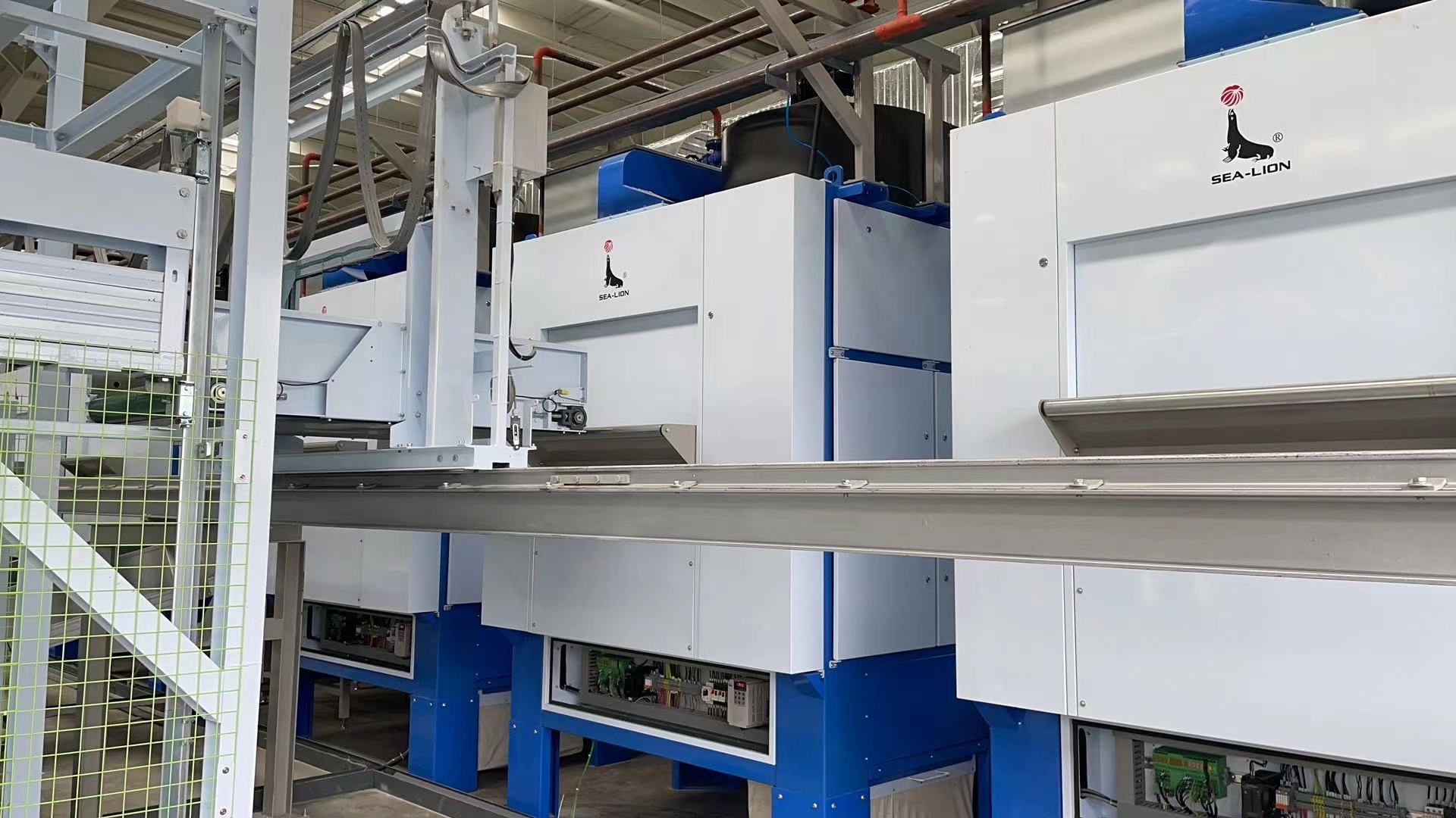 Together, we create a clean world!